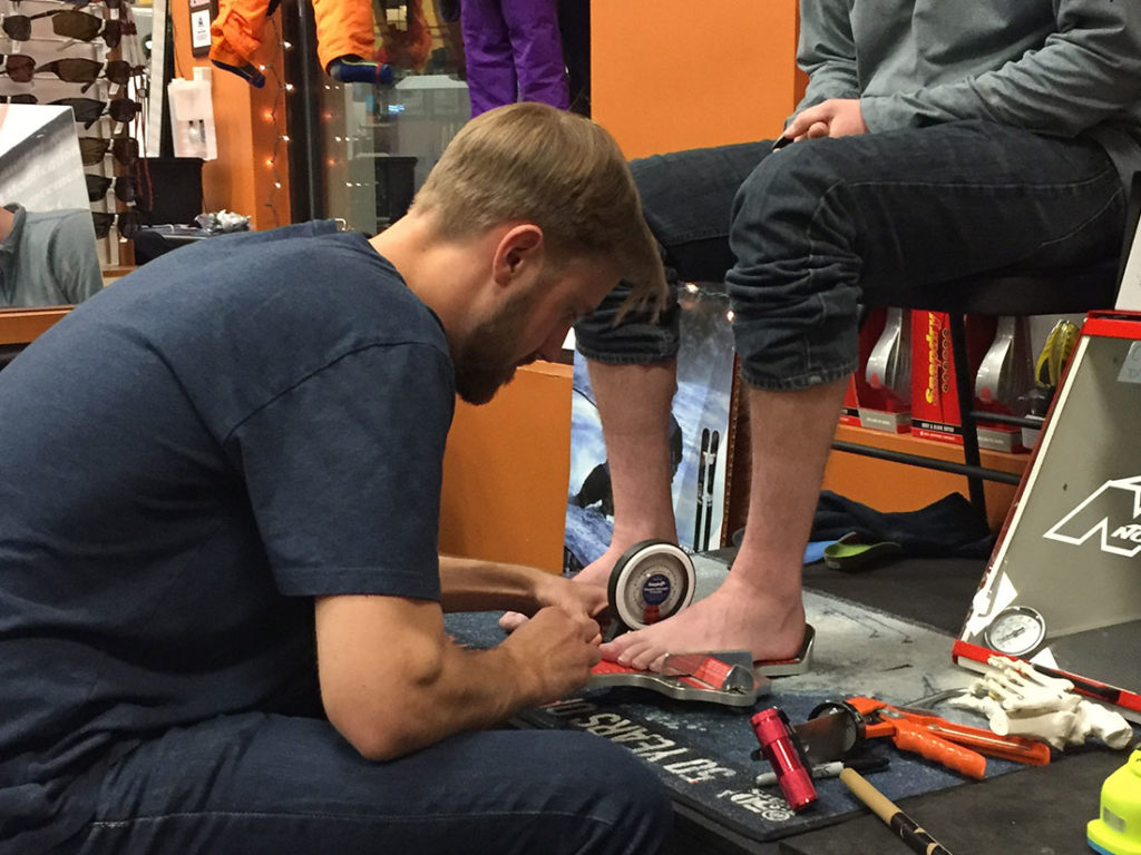 Bootfitting - Boston Ski + Tennis